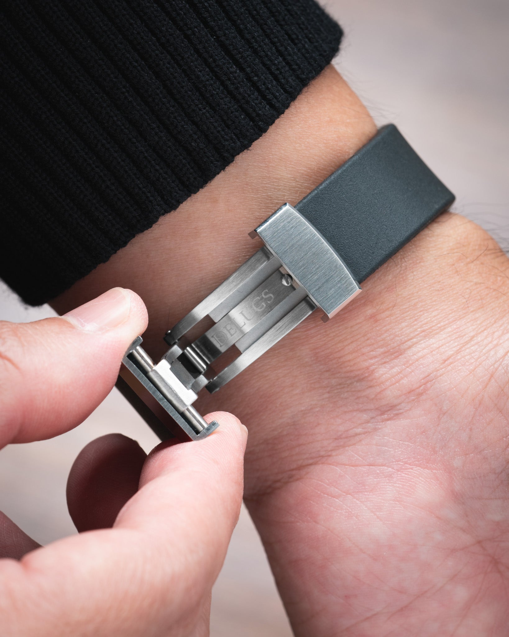 Cut-to-Size Rubber Straps: Get the Perfect Fit – Delugs