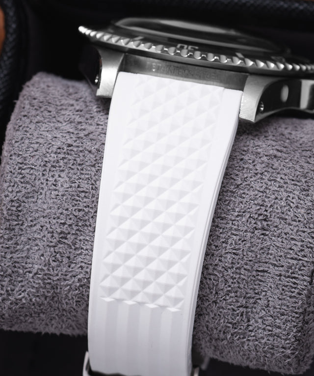 White Waffle CTS Rubber Strap - Rubber Watch Strap · 18-22mm | Delugs