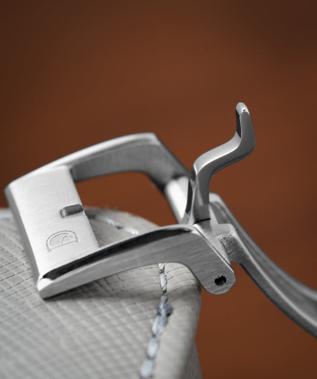 Spring Deployant Clasp – Delugs